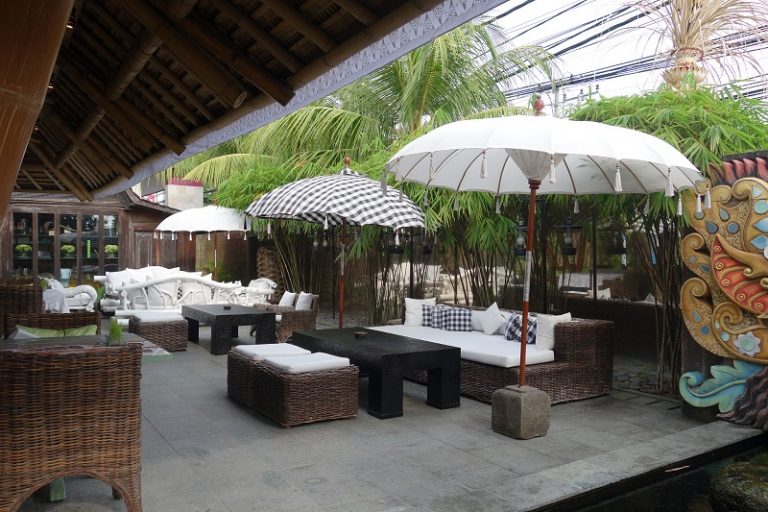 Sardine Restaurant, Bali - Scenes From Nadine