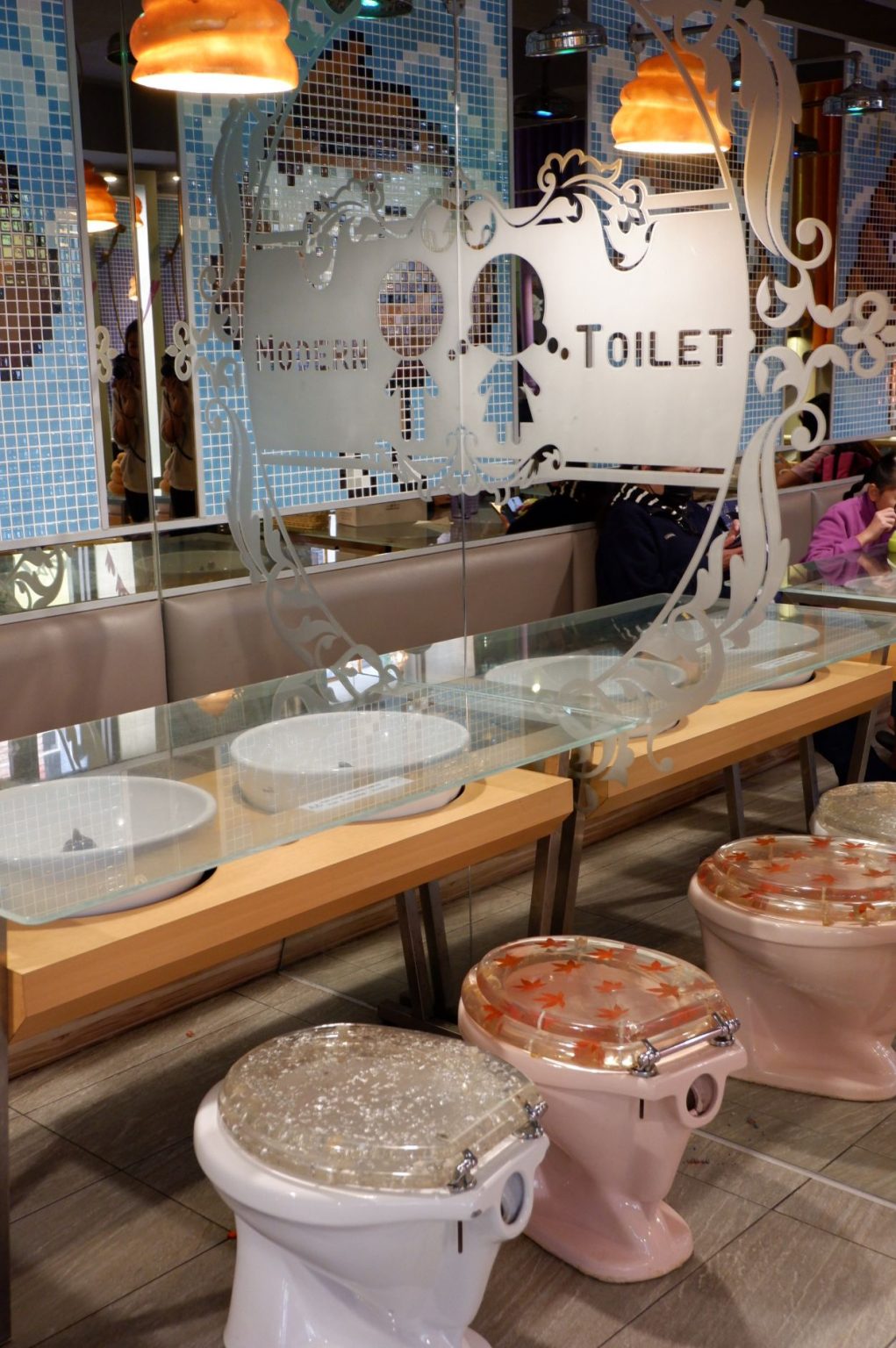 Modern Toilet: Bathroom-Themed Restaurant in Taiwan - Scenes From Nadine